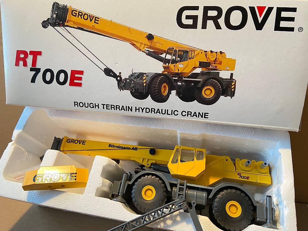 GROVE Pneukran RT 700E im Kanton Solothurn - tutti.ch