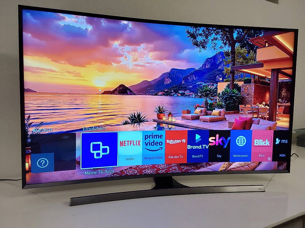 Samsung Curved 55 Zoll 139cm 4K UHD WiFi HDMI Smart TV im Kanton Zürich - tutti.ch