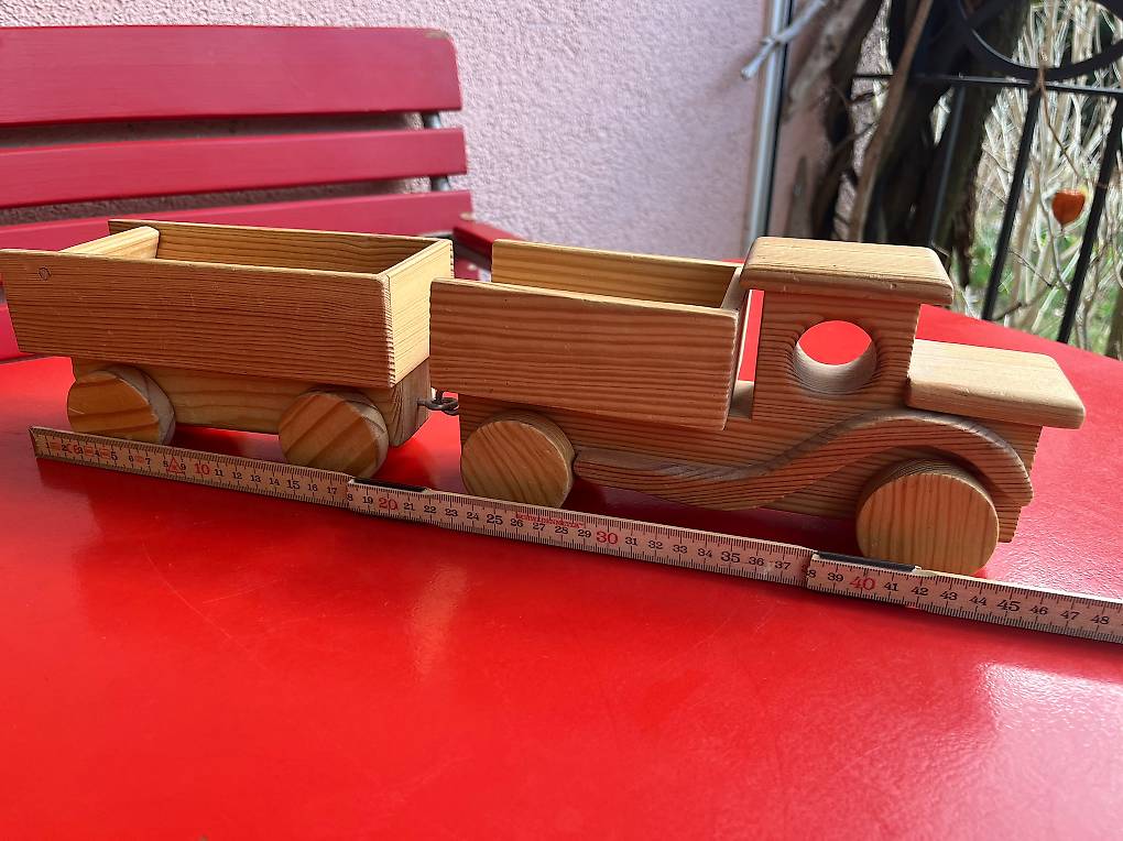 Holzspielzeug - Kipper - Laster - Anhänger im Kanton Zürich - tutti.ch