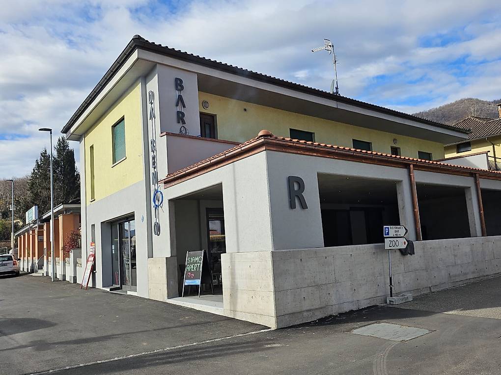 Impiegata di ristorazione - cameriera da Renato, Magliaso im Kanton ...