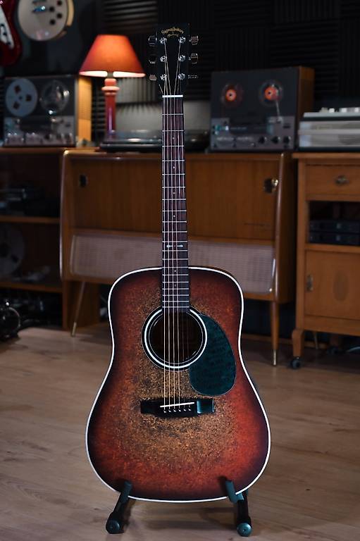 Sigma DM 4B by Martin Guitars, Speziallackierung! Canton Berne - tutti.ch
