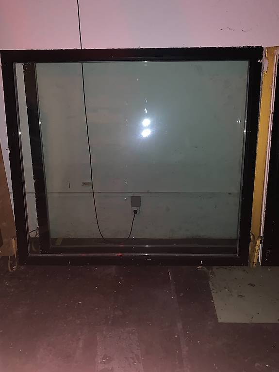 4x Fenster-Scheiben (je2 ZweiflügligDrehKipp/Voll~180x160cm) im Kanton ...