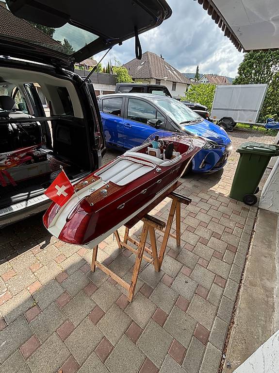 Zu verkaufen ist ein Riva 1:5 Rc Modellschiff mit Riva Saund im Kanton ...