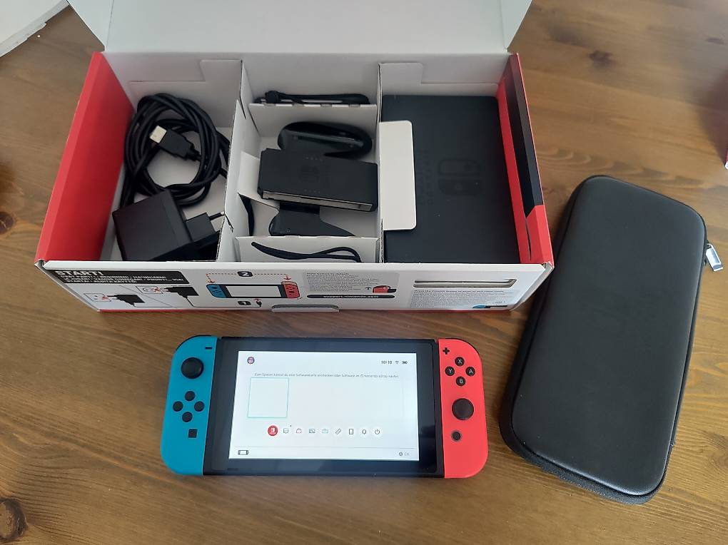Switch V2 in gutem Zustand mit allem Zubehör und Case im Kanton Aargau ...