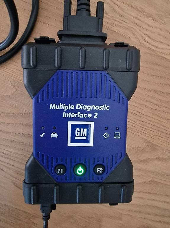 GM Scanner GM-MDI mit GDS2 + TECH2WIN fix für Einsatz parat - tutti.ch