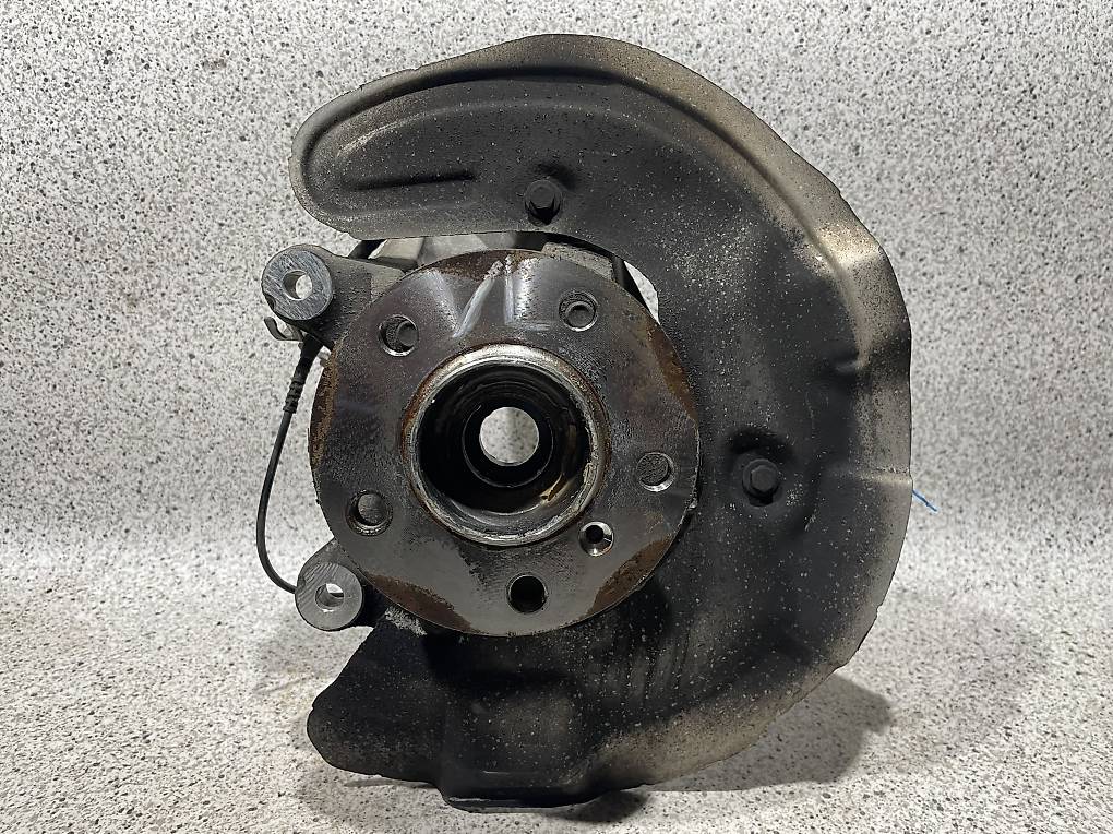 31216876645 Achsschenkel vorne links BMW 218 F45 im Kanton Luzern ...