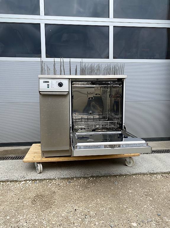 Laborspülmaschine Miele G7883CD Canton Soleure - tutti.ch