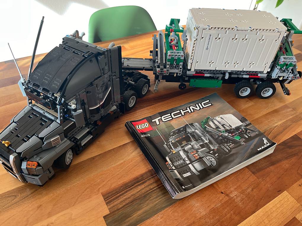 Lego Maersk 5 Waggons mit Container im Kanton Bern - tutti.ch
