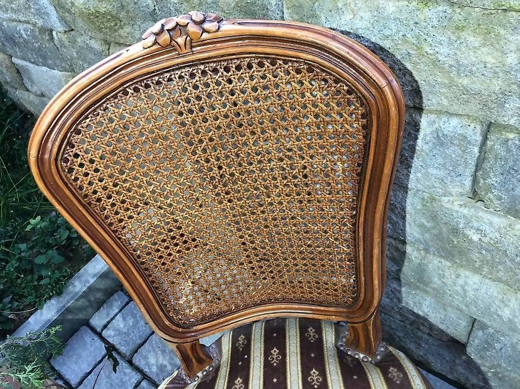Polsterstuhl Wiener Geflecht mit Hocker im Kanton Zürich - tutti.ch