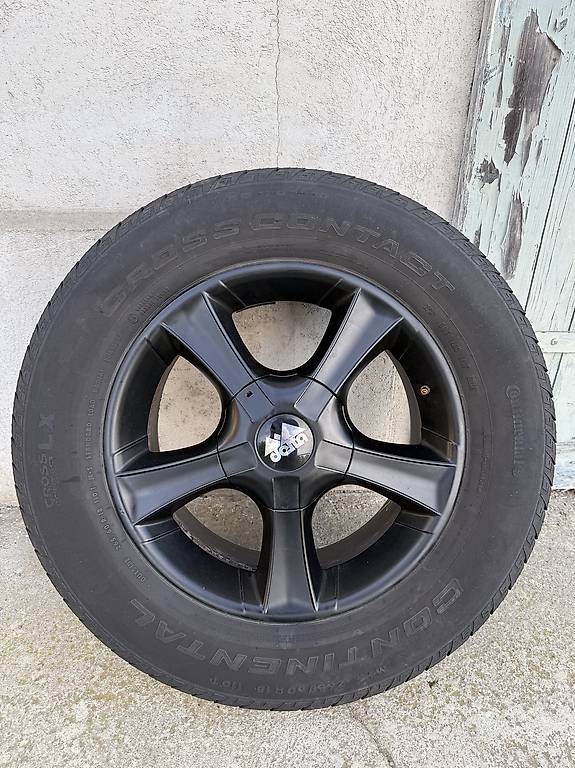 Offroad Felgen Räder Delta 4x4 Sins 265 60 R18 im Kanton Aargau - tutti.ch