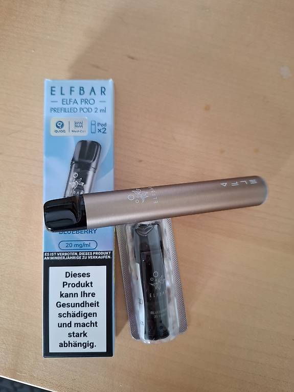 Elfbar (braun) + 1 neuer Pod (Bluberry) im Kanton Bern - tutti.ch