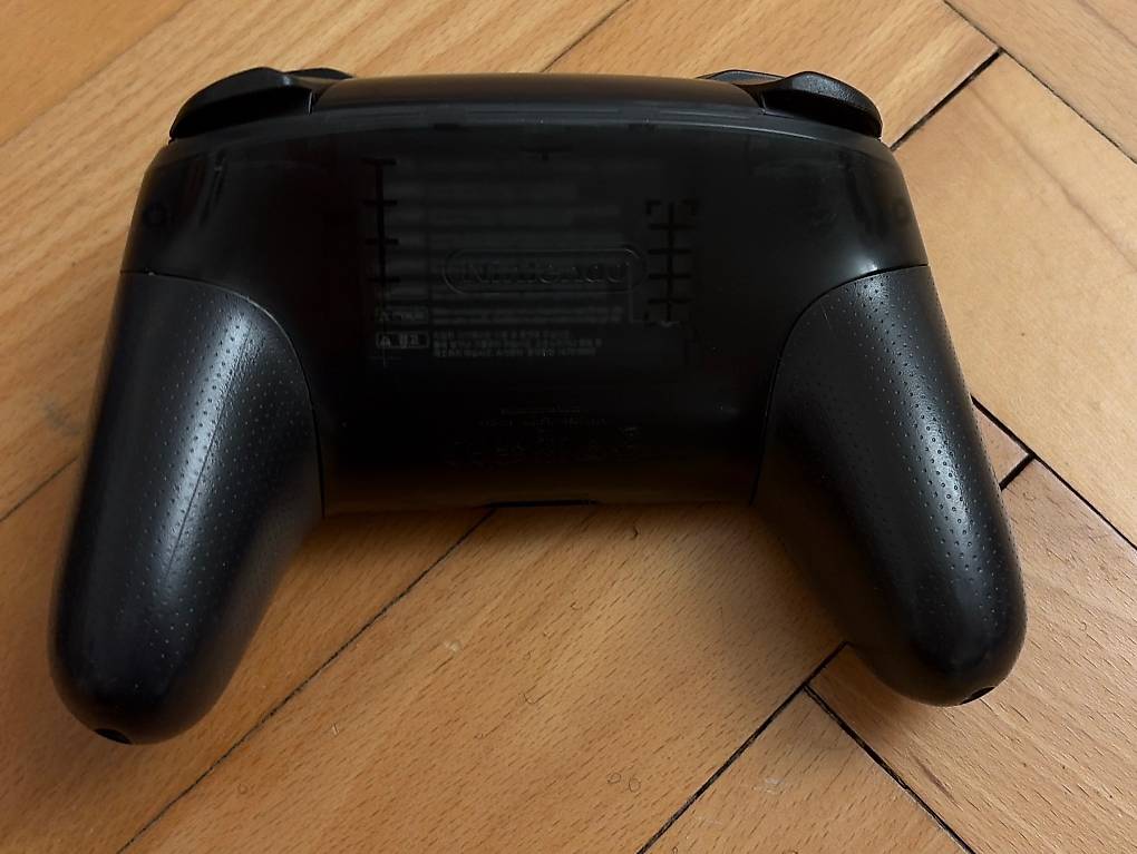 Nintendo Switch Pro Controller im Kanton Bern - tutti.ch