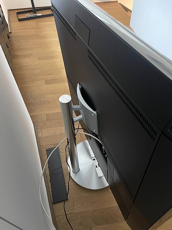 Bang & Olufsen BeoVision 11-46 LED TV im Kanton Zug - tutti.ch