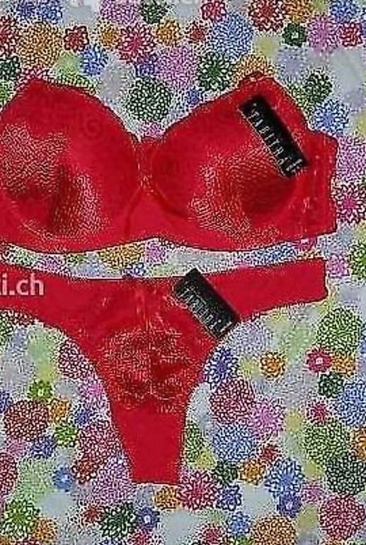 Completo intimo rosso NUOVO im Kanton Tessin - tutti.ch
