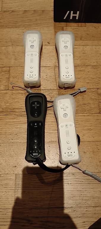 Wii controller mit motion plus inside im Kanton Solothurn - tutti.ch