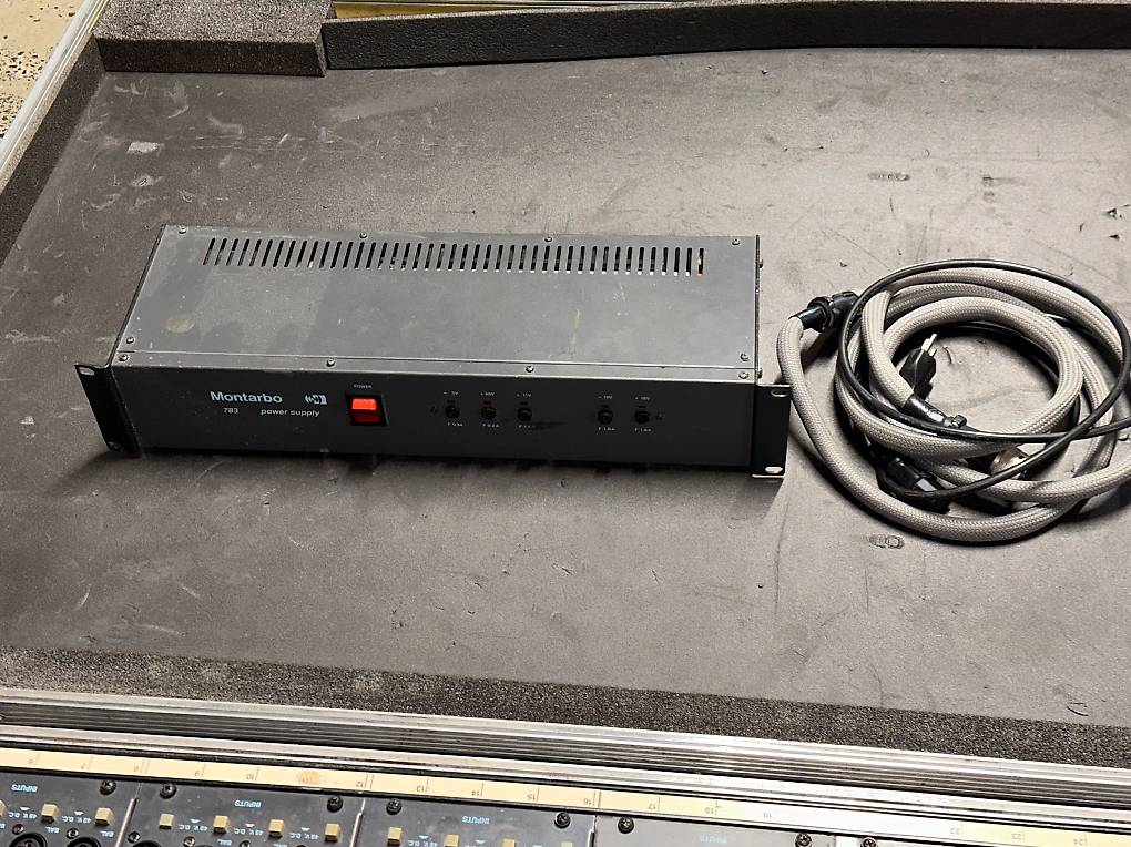 Montarbo 523 24 Kanäle Mixer im Kanton Aargau - tutti.ch