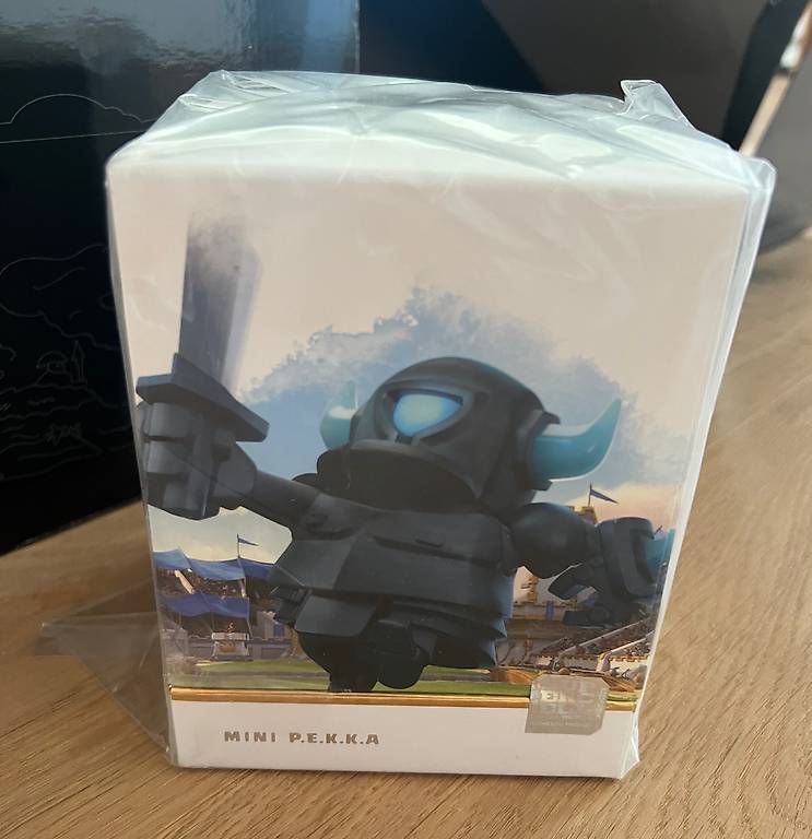 Supercell Clash Royale Mini P.E.K.K.A Figur im Kanton Zürich - tutti.ch