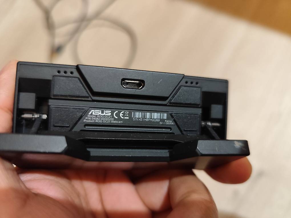 Asus ROG Eye Webcam GC21 USB FullHD 1080p streaming 60fps im Kanton St ...