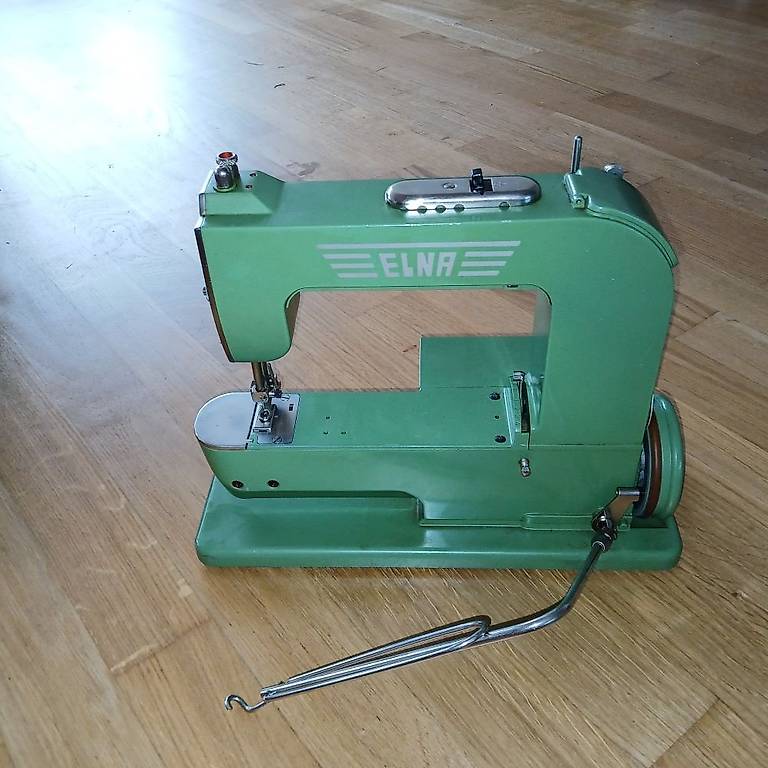 Antike ELNA Nähmaschine (Grasshopper) - Abholung in Uerikon im Kanton ...