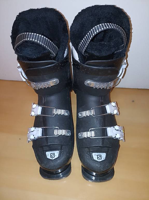 Kinder-Skischuhe Gr. 36 2/3 - 38 (Mondopoint 23-23.5) im Kanton Zürich ...