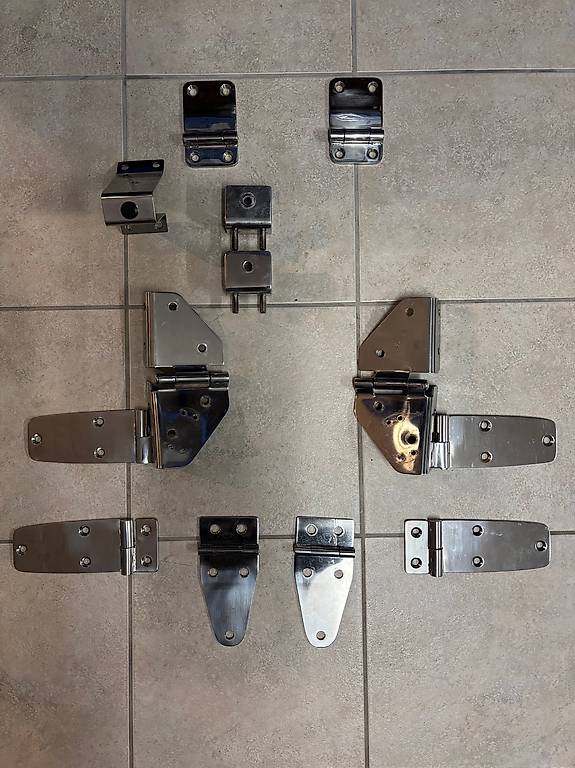 Jeep CJ-7 Windschild Scharniere CJ-5 YJ / neu - tutti.ch