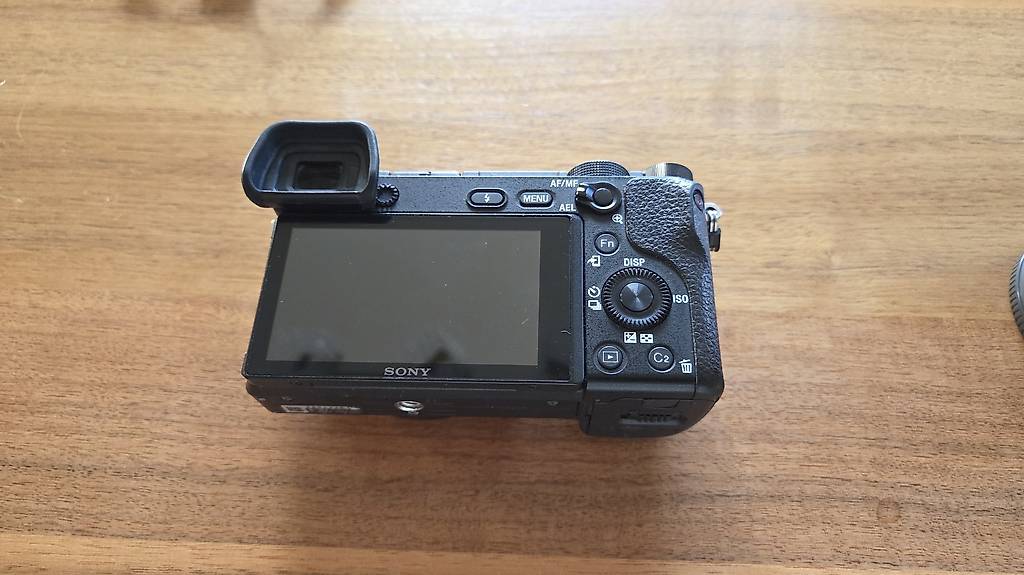 Sony Alpha 6300 Set Zubehör + Objektiv im Kanton Zürich - tutti.ch