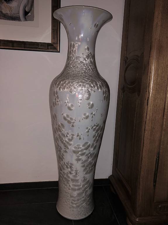 Wunderschöne grosse Vase mit Perlmutt-Effekt im Kanton Basel-Landschaft ...