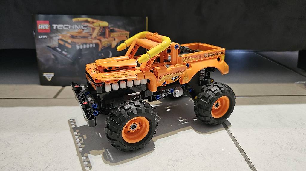 LEGO Technic Monster Jam El Toro Loco 42135 im Kanton St. Gallen - tutti.ch