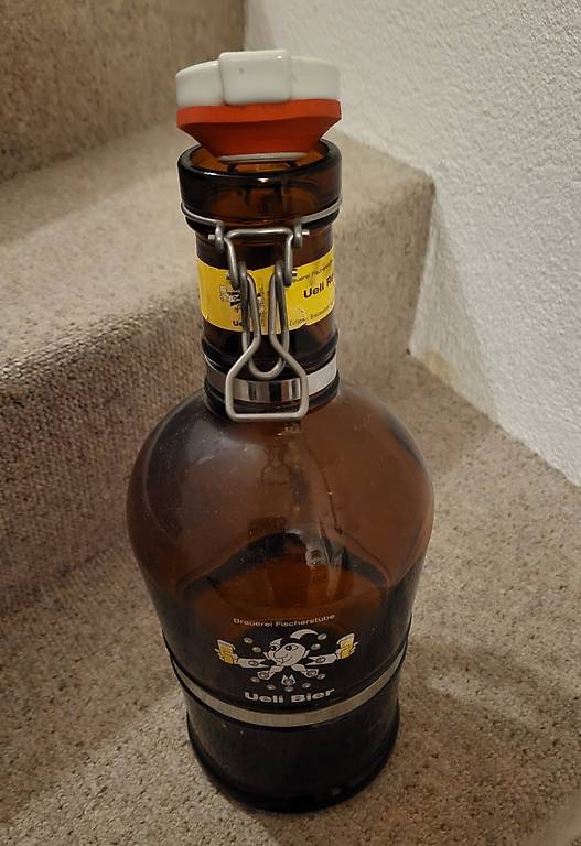 Ueli Bierflasche, 2l, im Kanton Solothurn - tutti.ch