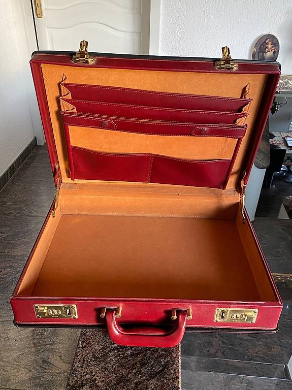 Zu Verkaufen Aktenkoffer im Kanton Bern - tutti.ch