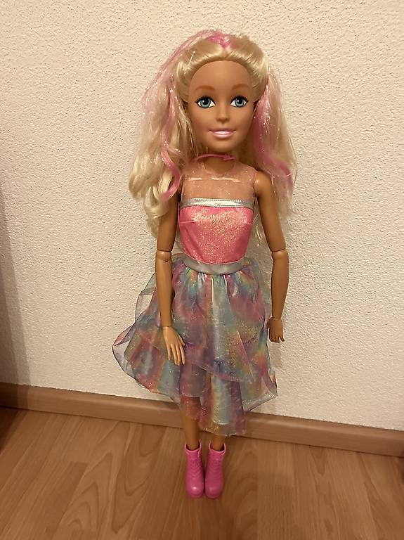 Barbie 70cm gross im Kanton Zürich - tutti.ch
