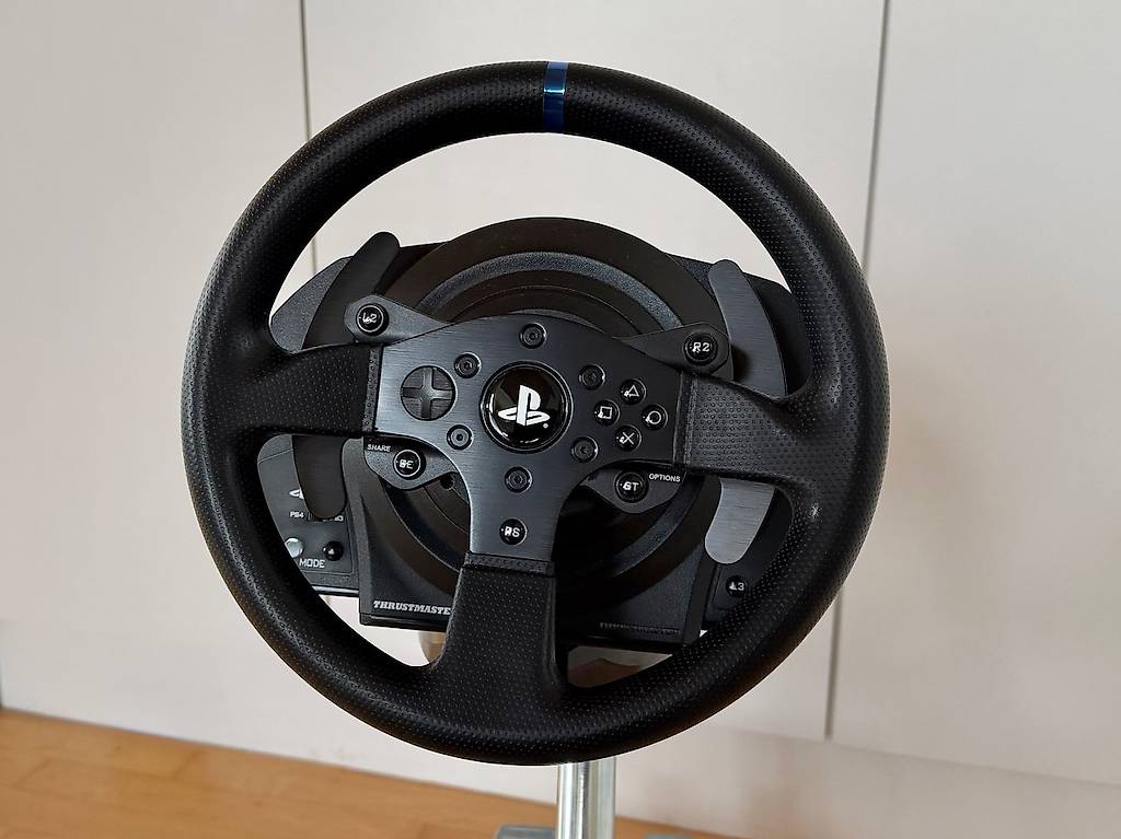 Thrustmaster T300 & Wheel Stand Pro im Kanton Aargau - tutti.ch
