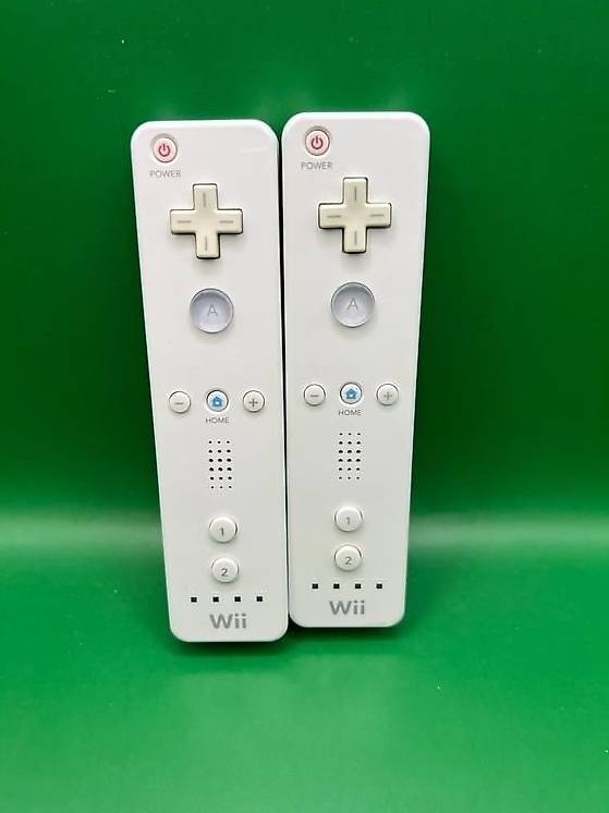 Nintendo Wii Controller weiss (2 Stück) - gratis Versand im Kanton ...