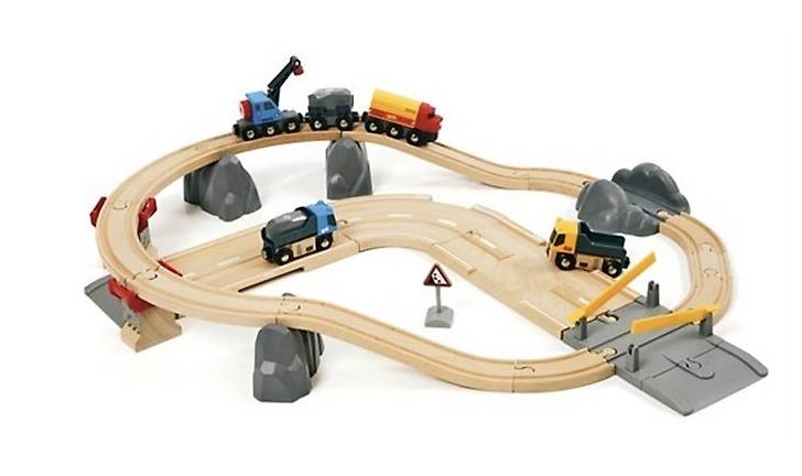BRIO 33210 Bahn Set Strassen und Schienen im Kanton Zug - tutti.ch