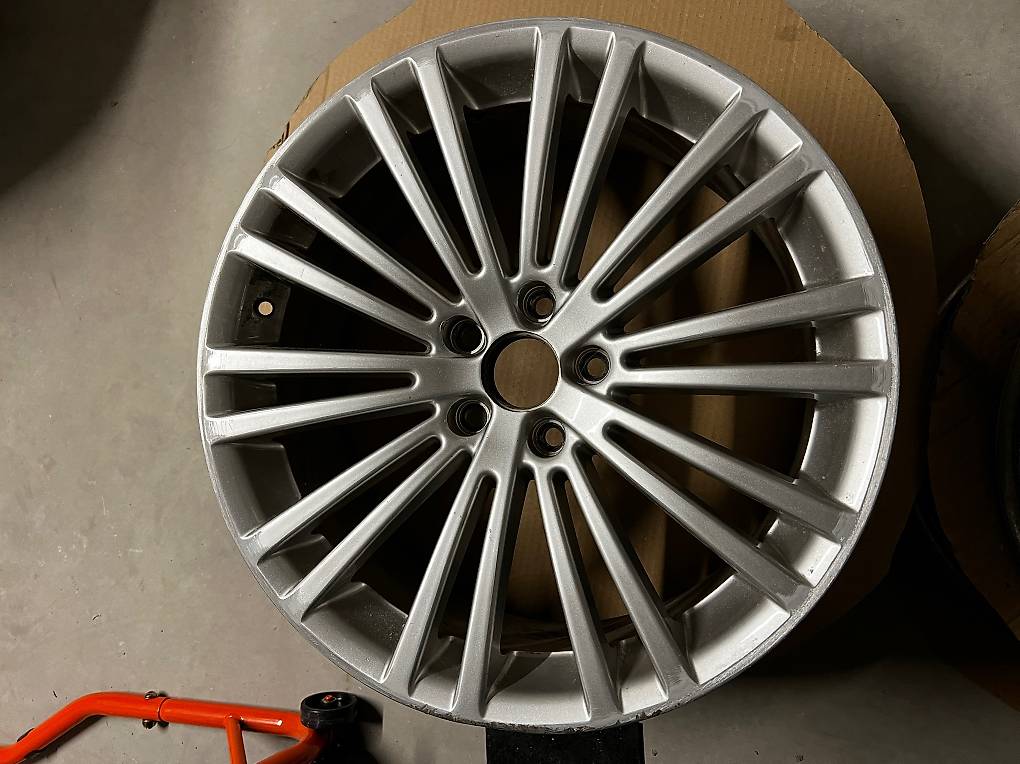 Zolder Nachbau 19 Zoll Felgen VW Golf R32 im Kanton St. Gallen - tutti.ch