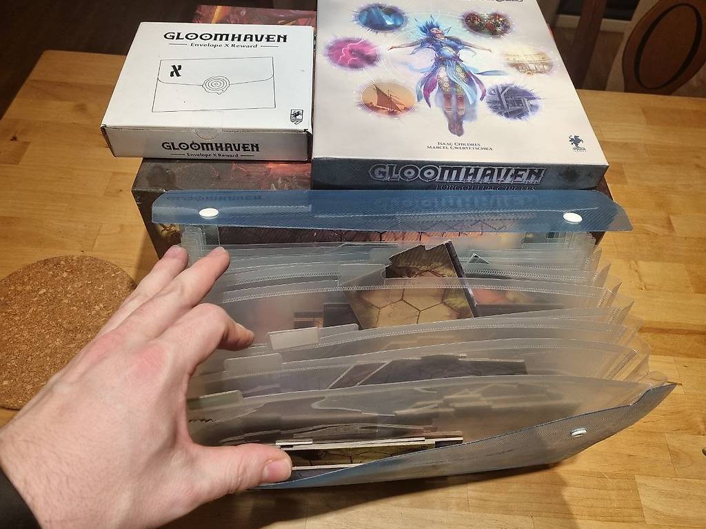 Gloomhaven (1st Edition EN), Forgotten Circles, Envelope X im Kanton ...