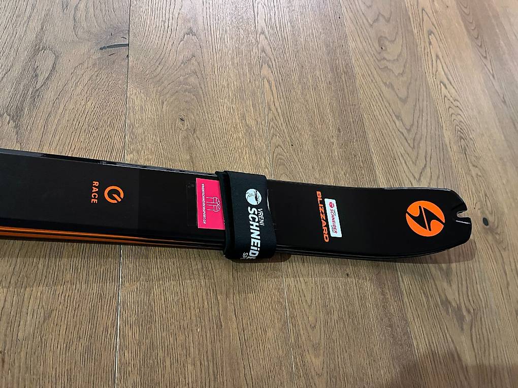 Tourenski Blizzard Zero G Fabrikneu im Kanton St. Gallen - tutti.ch