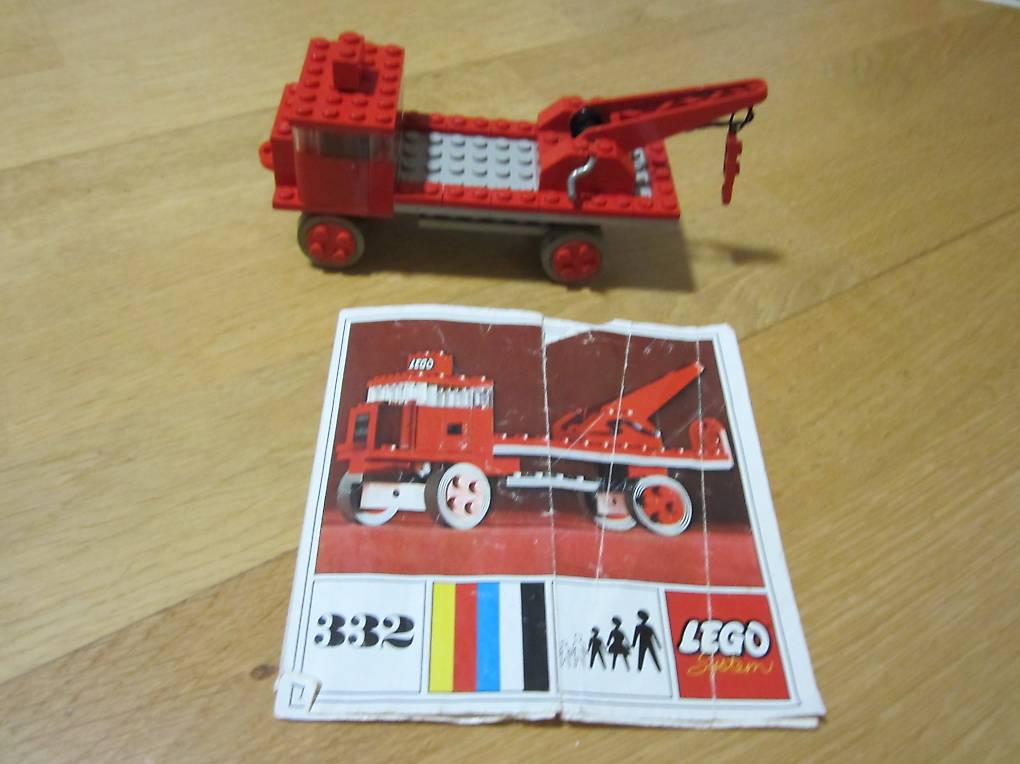 Lego 332 lenkbaren Abschleppwagen + BA im Kanton St. Gallen - tutti.ch
