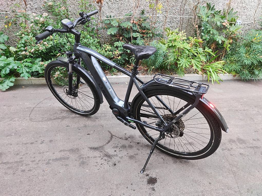 E-Bike Cube Touring Pro Grösse M im Kanton Zürich - tutti.ch