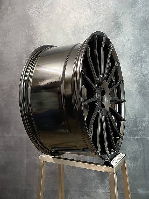 22 Zoll Felgen Bmw G11 G12 Mercedes S Klasse im Kanton Aargau - tutti.ch