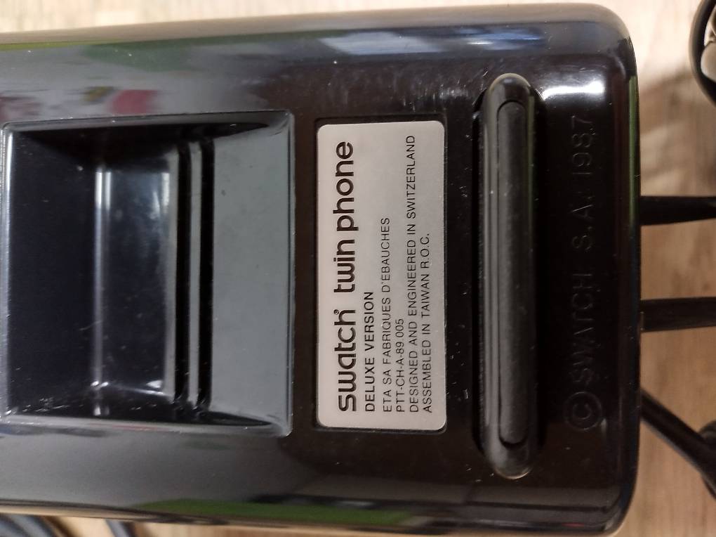 Swatch Twin Phone Deluxe im Kanton Glarus - tutti.ch