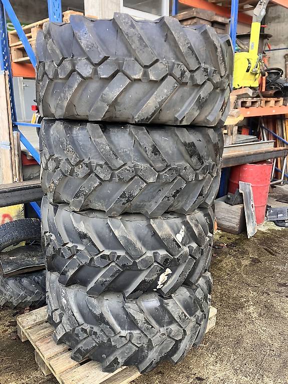 4 Kompletträder 445/70R19.5 Michelin XF im Kanton Bern - tutti.ch
