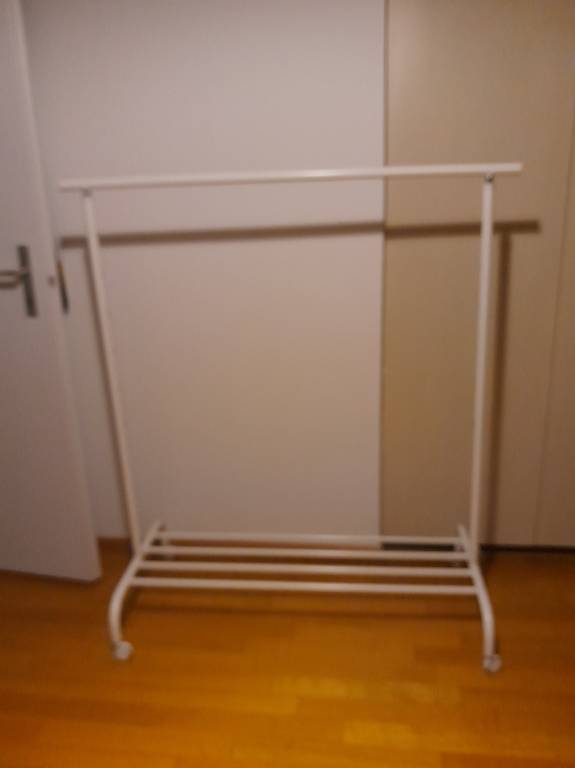 Kleiderständer auf Rollen Rigga im Kanton Zürich - tutti.ch