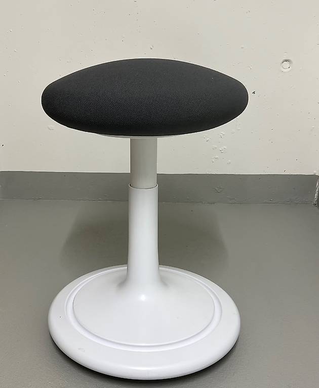 Ergonomischer Hocker fürs Büro im Kanton Zürich - tutti.ch