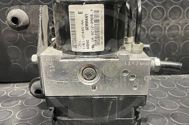 CV61-2C405-AH ABS Bremsaggregat Ford Kuga im Kanton Luzern - tutti.ch