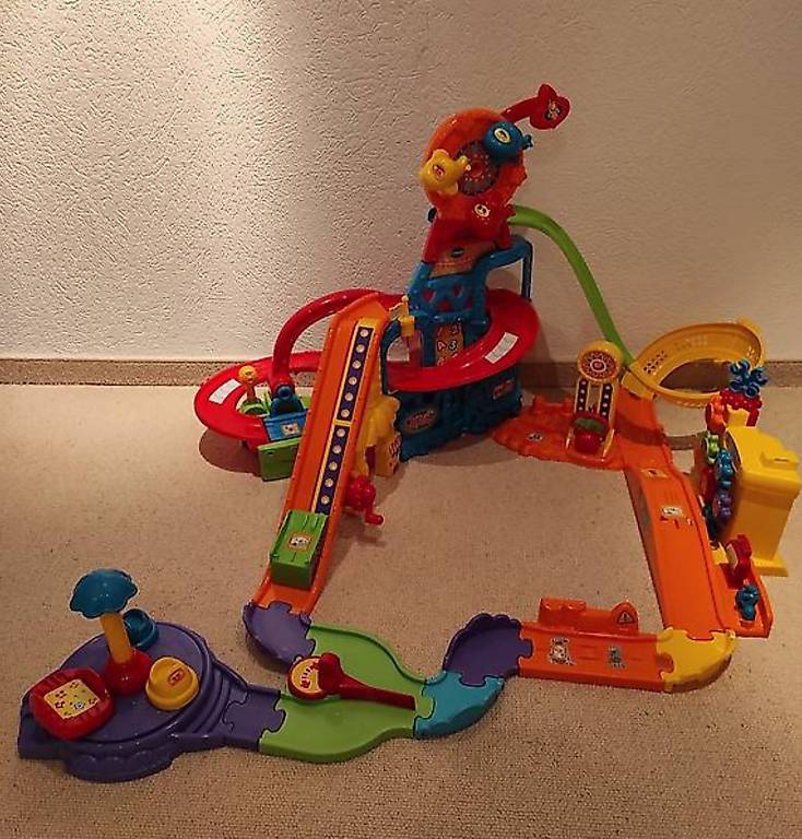 Riesen VTech Autopark Sammlung Canton Saint-Gall - tutti.ch