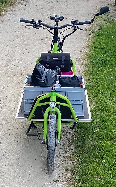 E-Bike-Cargo-Reichweite 100km-Mittelmotor-8Gang-Hund- Box im Kanton ...