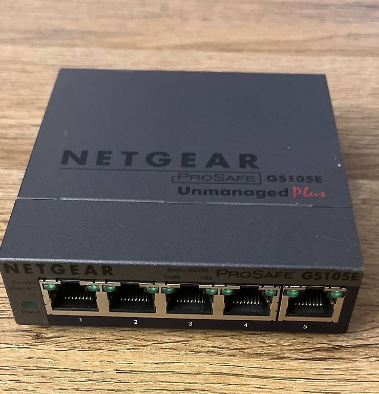 Netgear GS105 Switch - tutti.ch