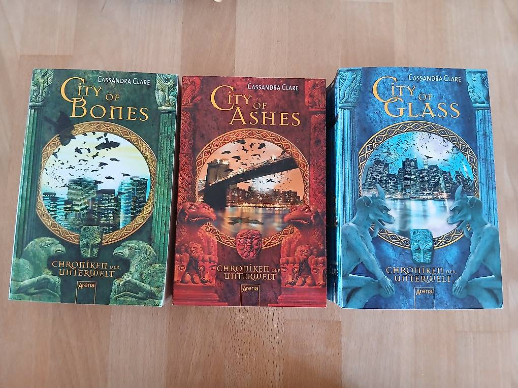 Chroniken der Unterwelt 1-3, Cassandra Clare im Kanton Luzern - tutti.ch