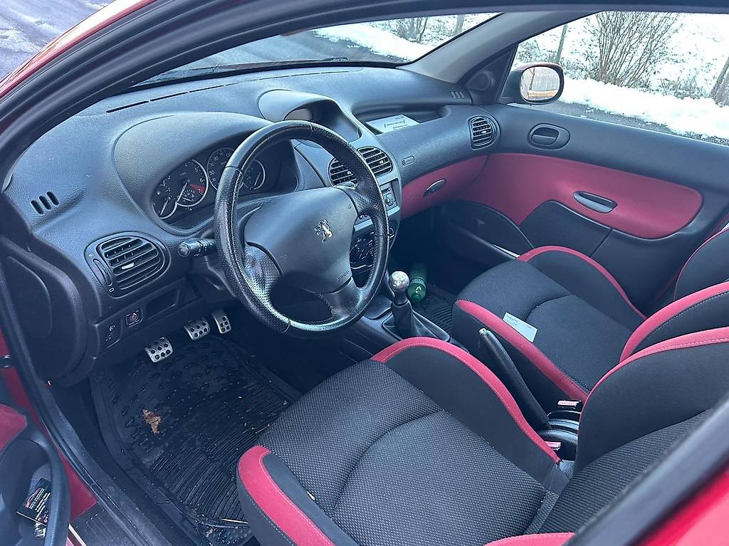 Peugeot 206 1.4 mit Klima ab MFK und Service im Kanton Aargau - tutti.ch
